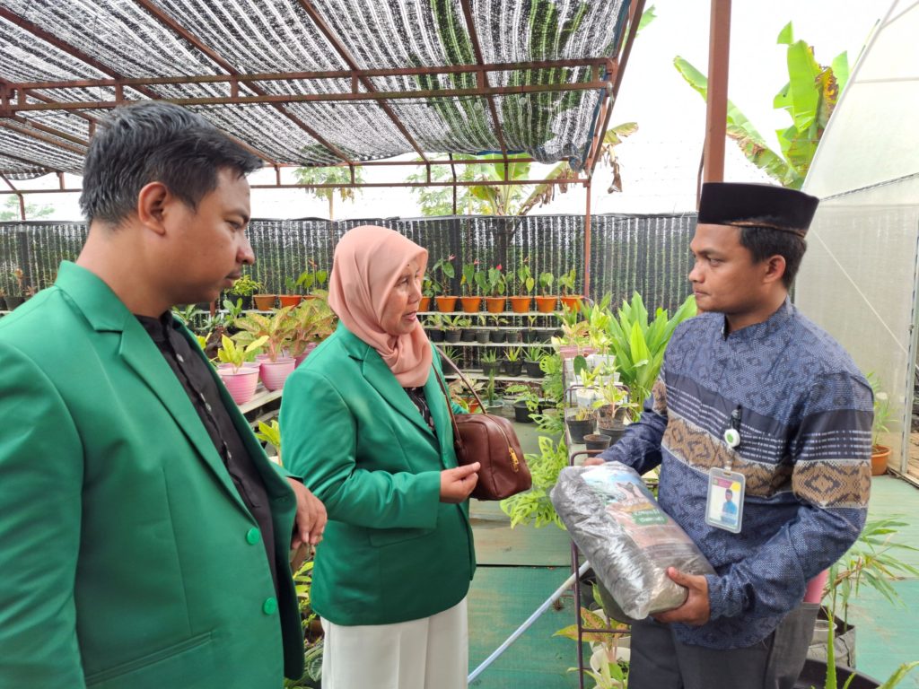 UNAS Perkuat Kerja Sama dengan Pesantren Daarul Uluum Lido ...